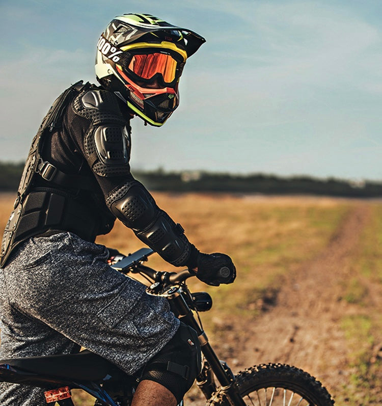 Protective Gear Get it now - SurRonshop