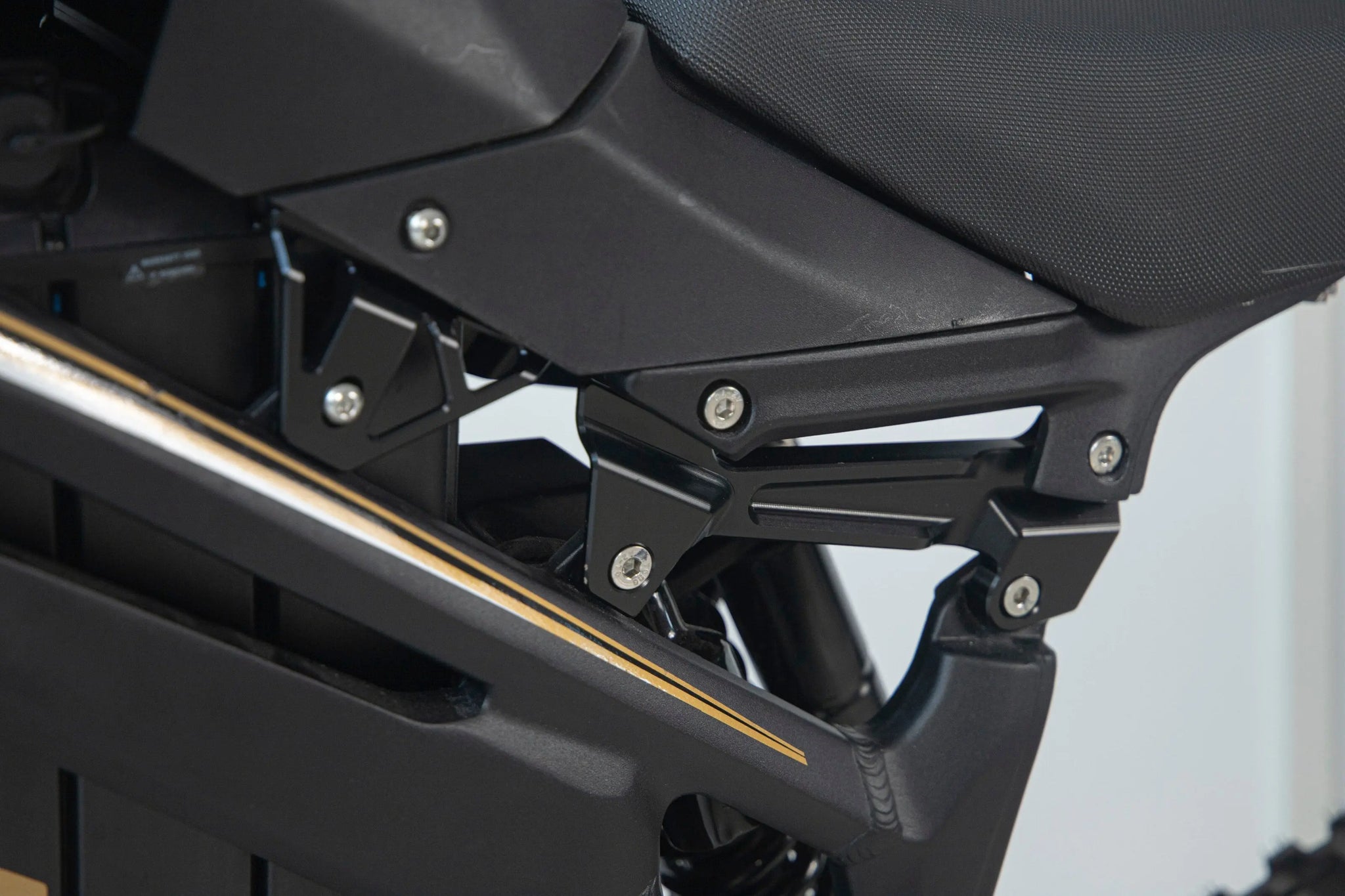 Talaria Sting Seat Extenders Plug n Play Kit for Seat Lift – SurRonshop